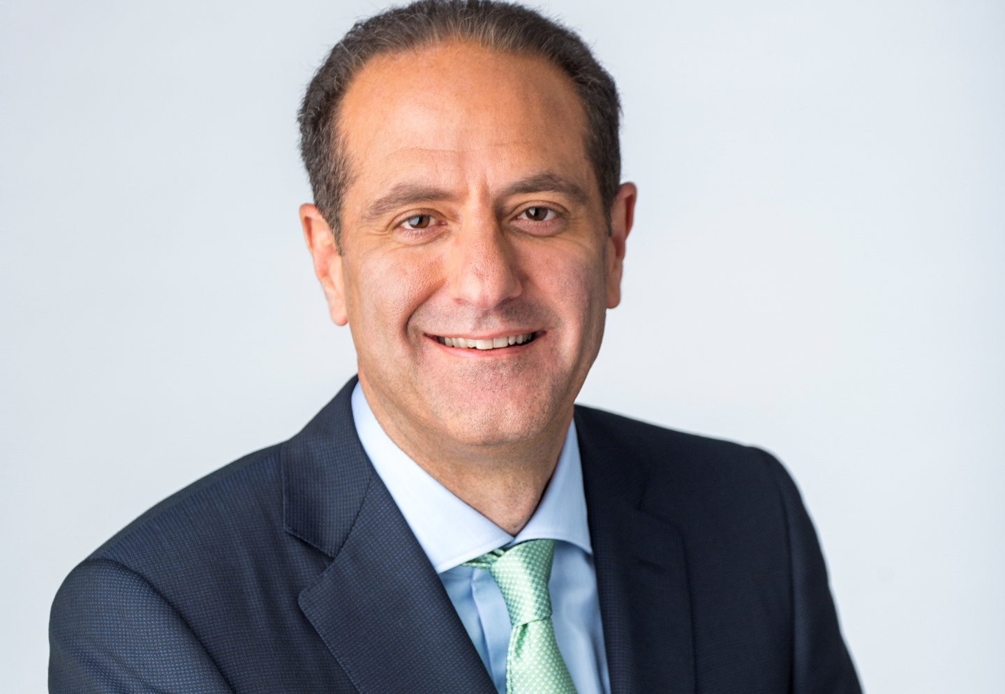 Michel Khalaf zastąpi Stevena Kandriana na stanowisku prezesa i ...
