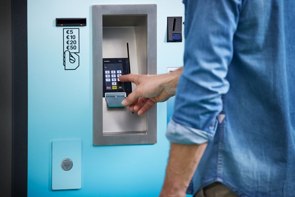 Worldline i SIX Payment Services wprowadzają na rynek nowy terminal do ...